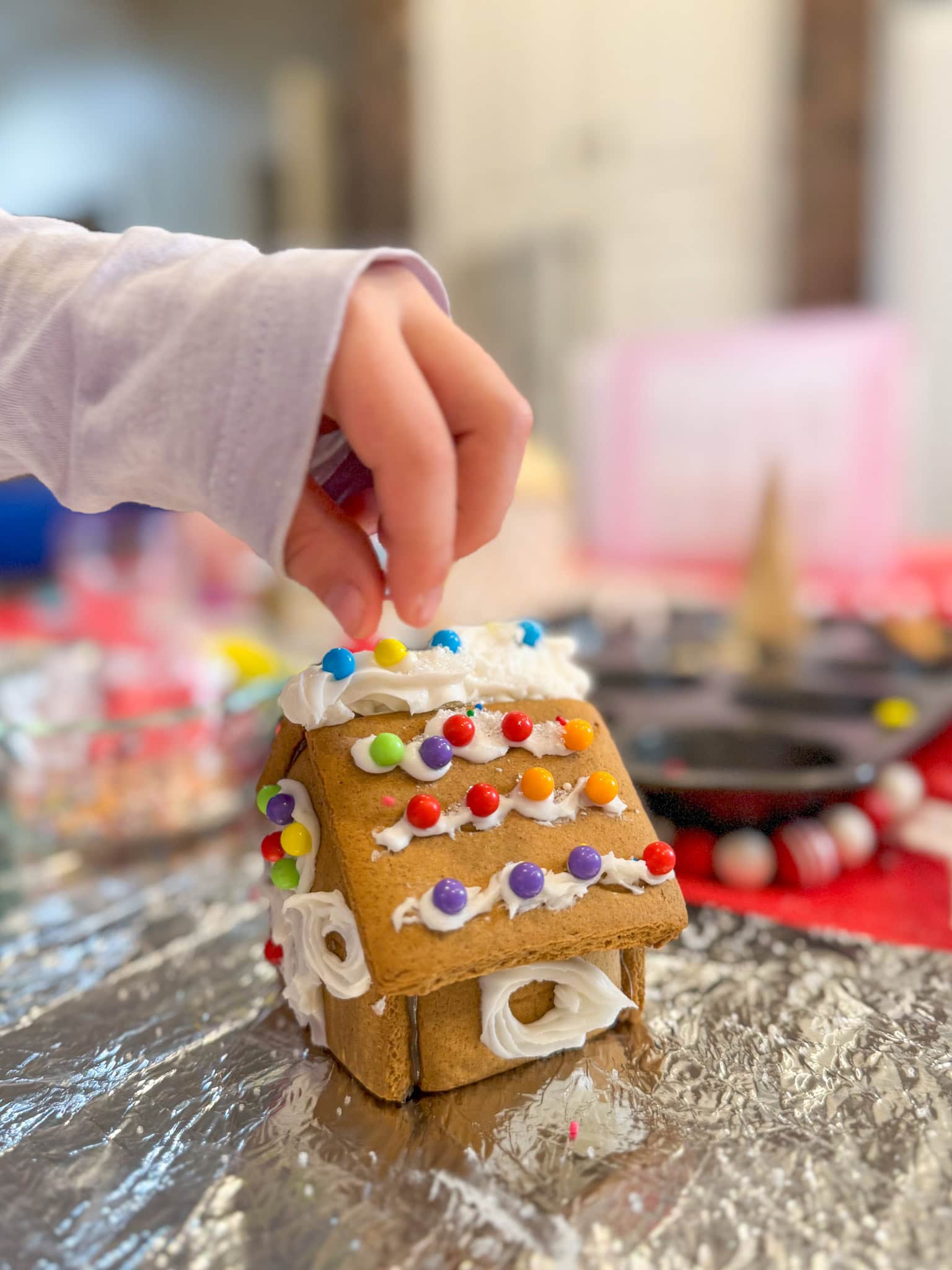 Gingerbread House Decorating Hacks with kids - My Friend Meg